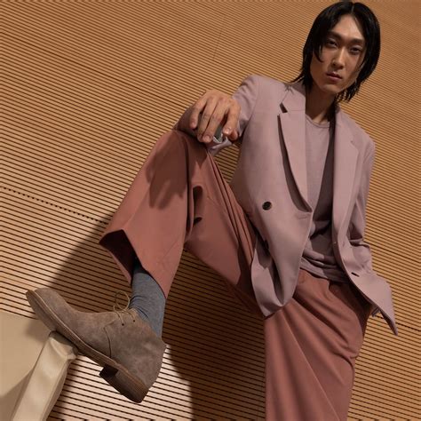 Meeting Room — Lucky Assembler