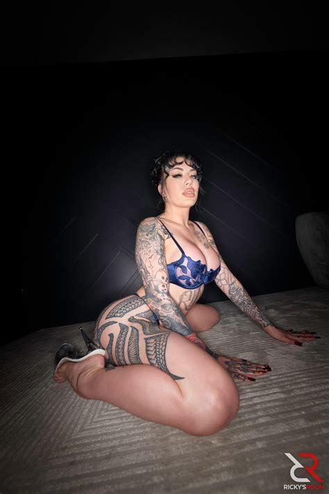 Lacey Jayne Rickys Room