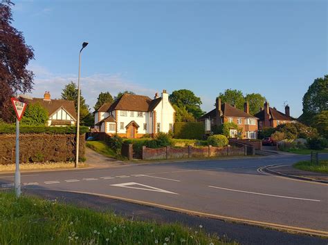 Houses On Andover Road A343 © Oscar Taylor Geograph Britain And