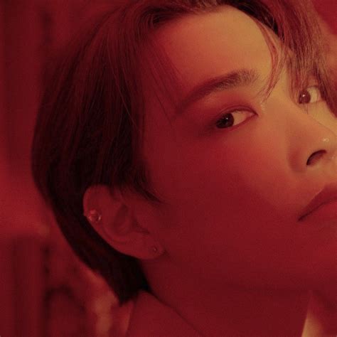 𝘩𝑜𝑛𝑔𝑗𝑜𝑜𝑛𝑔 𝒊𝒄𝒐𝒏 ࣲ ﹫𝘨𝘪𝘣𝘢𝘯𝘨𝘱𝘪𝘯𝘬 Kim Hongjoong Icon Photoshoot