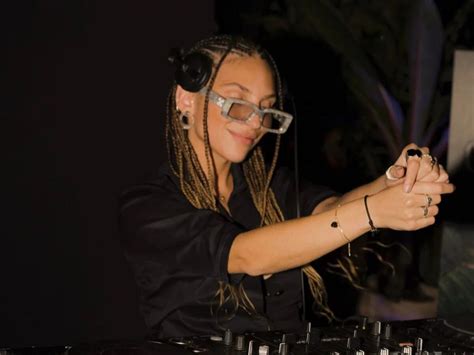 Sensual Baile De La Hija De Paola Turbay Deja Con La Boca Abierta A