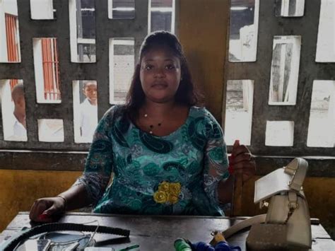 Kinshasa Décès De Bonnette Elombe Célèbre Enseignante à La Gaieté