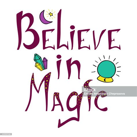 마법의 할로윈 문구를 믿으십시오 크리스탈 볼과 크리스탈이 있는 손으로 그린 따옴표로 프린트 디자인 10월에 대한 스톡 벡터 아트 및 기타 이미지 Istock