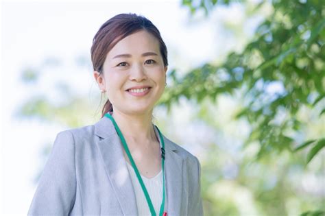 Premium Photo Smiley Japanese Business Woman