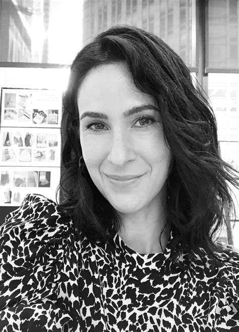 Julie Shulman Is On Neol