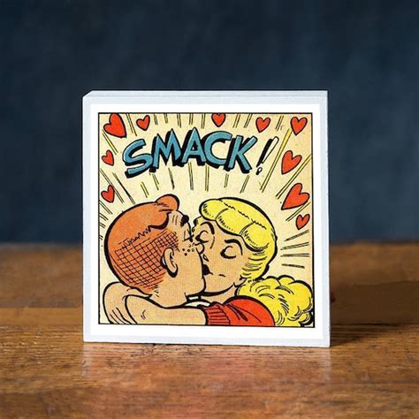 Archie And Betty Kissing