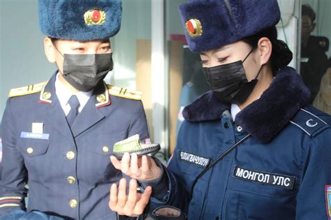 Хүмүүжигчдийн ар гэрийнхэн болон сонсогч оюутнуудыг 407 дугаар нээлттэй хаалттай хорих ангийн