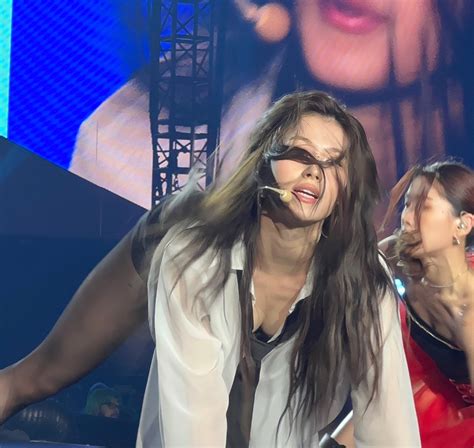 Sana 🍈 R Twicensfw