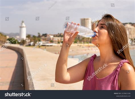 Very Very Very Very Hot Girls