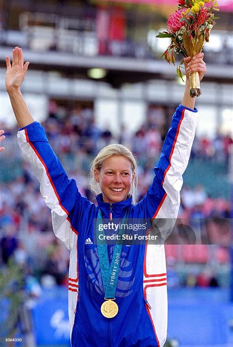 Stephanie Cook Of Great Britain Celebrates Winning Gold In The Womens