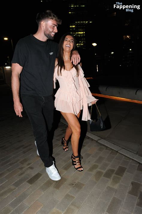 Samie Elishi And Tom Clare Share A Kiss On A Night Out In Manchester 16