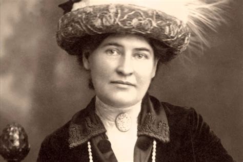 Kevin Mccarthy Unveiled A Statue Of Lesbian Author Willa Cather In Us Capitol During Pride