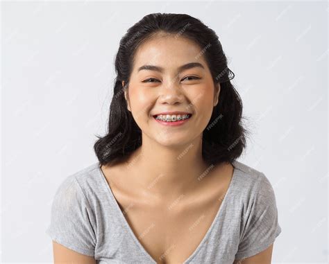 Premium Photo Dental Brace Teen Girl Smiling Looking On A Camera