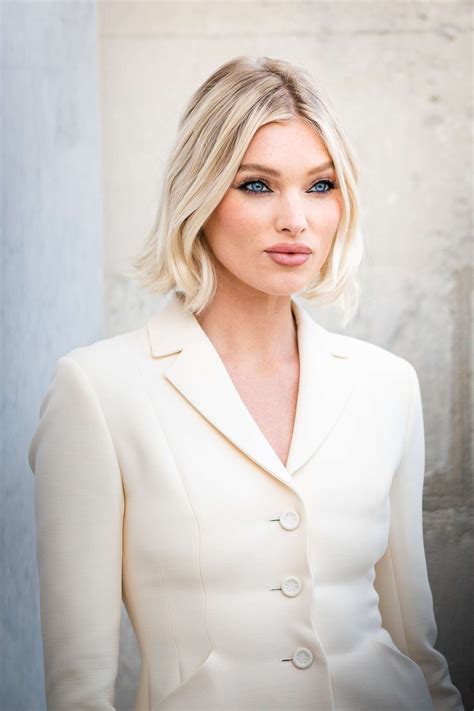 40 Reverse Bob Haircut Ideas For A Chic New Look Capelli