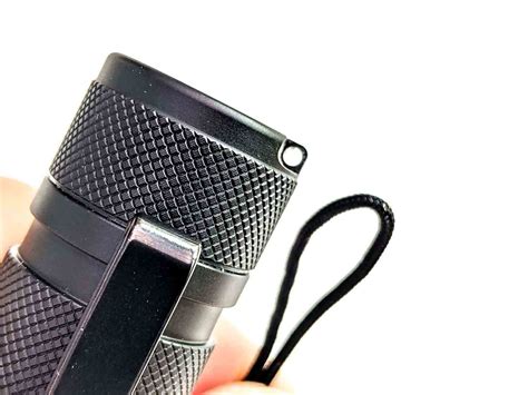 Lumintop D1 review | EDC flashlight with 2000 lm | 1Lumen