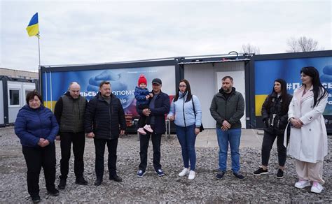 На Київщині відкрили модульне містечко для родин які втратили житло через війну Вечірній Київ