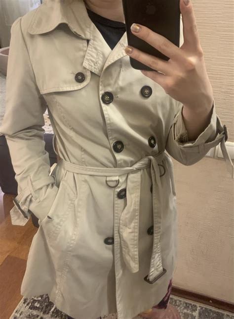 Короткий тренч до колін — ціна 400 грн у каталозі Пальто Купити жіночі речі за доступною ціною