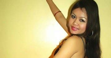 Tante Seksi Toket Gede Pose Hot dan Nakal Untuk Menjadi Model Warkop ...