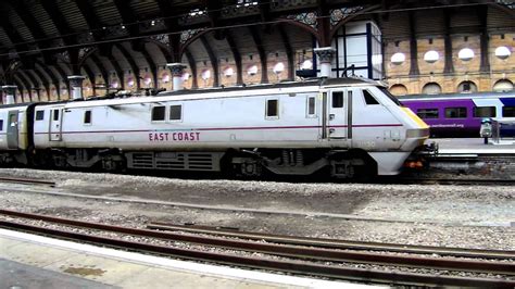 East Coast Class 91 91130 At York 09032013 Youtube