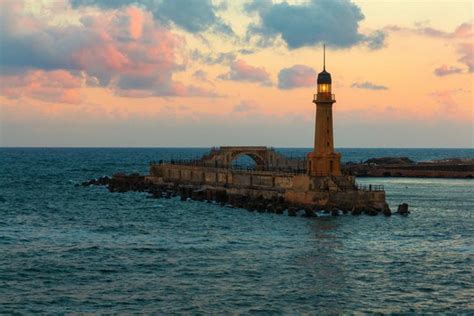 Facts And History About The Lighthouse Of Alexandria Pharos
