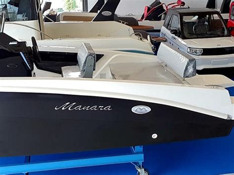 676 Open Manara Marine