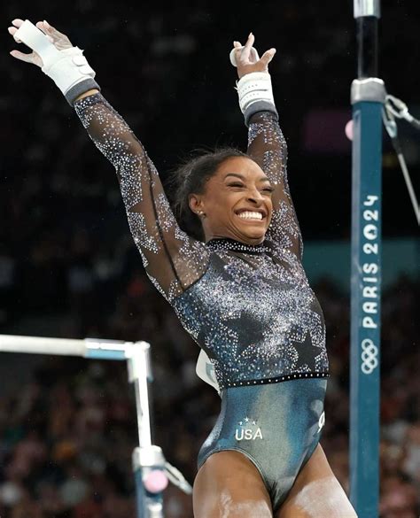 Simone Biles Is An Athletic Angel In These 6 Si Swim Pics From Mexico