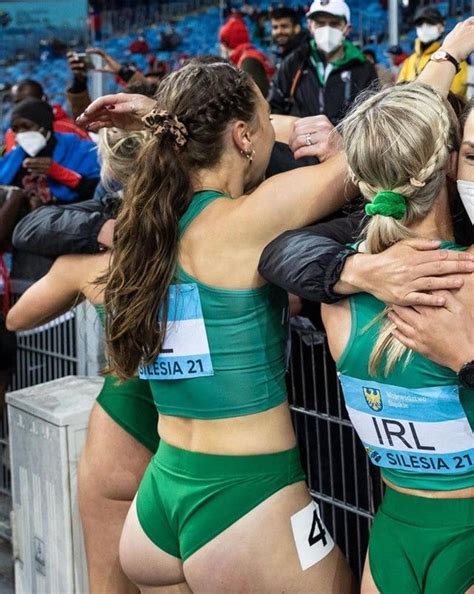 Sophie B Ecker Okokyousee