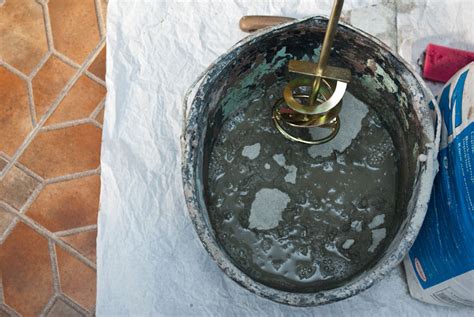 How To Mix Tile Adhesive HowToSpecialist How To Build Step By Step DIY Plans