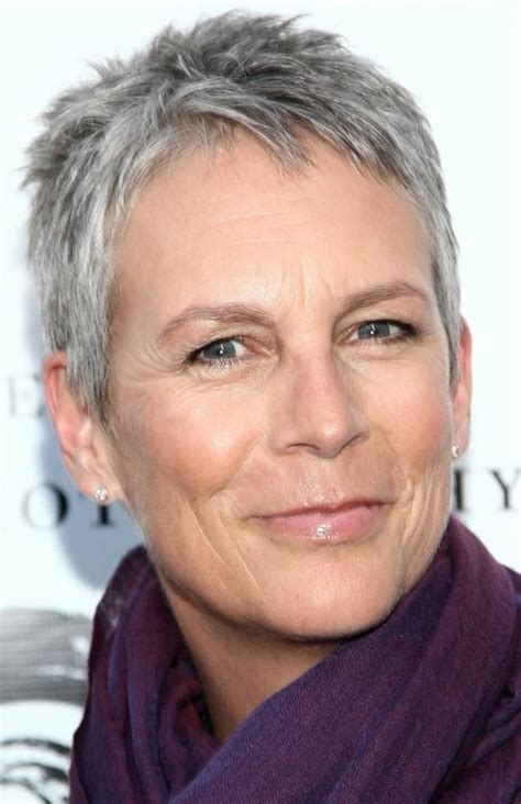 Jamie Lee Curtis Haircut