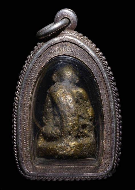 หลวงพ่อเขียนพระหล่อโบราณ พิมพ์หน้าลิง วัดสำนักขุนเณร จ พิจิตร เลี่ยมเงินสวย ๆ Ennxo