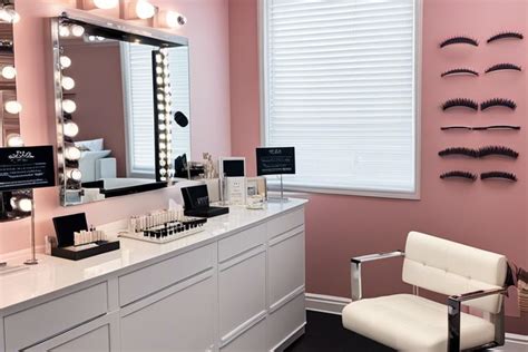 How To Become Eyelash Technician Certification Process Milash And Brow