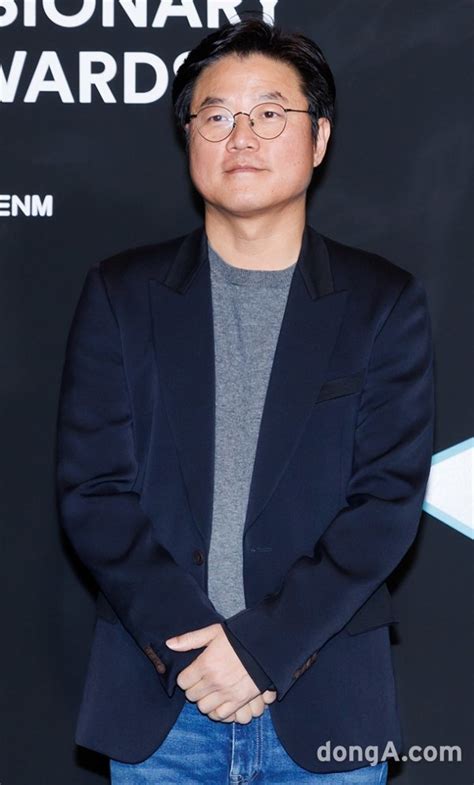 나영석pd 공손한 포즈 2023 비저너리 어워즈 [da포토]｜스포츠동아