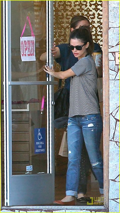 Rachel Bilson Lingerie Lady In Los Feliz Photo 2492138 Rachel