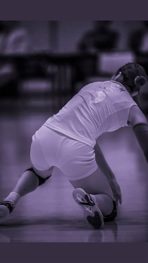 ボード「バレーボール選手」のピン