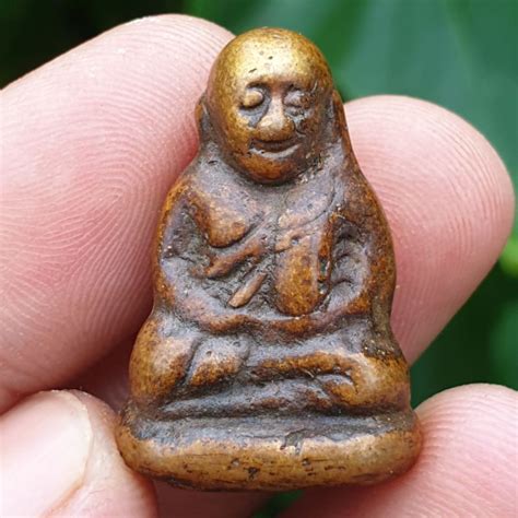 รูปหล่อโบราณพิมพ์นิยม หลวงพ่อเงิน วัดบางคลาน พิจิตร Shopee Thailand