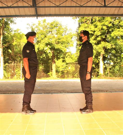 Latihan Kemahiran Menembak Ipd Padawan Polis Ipd Padawan