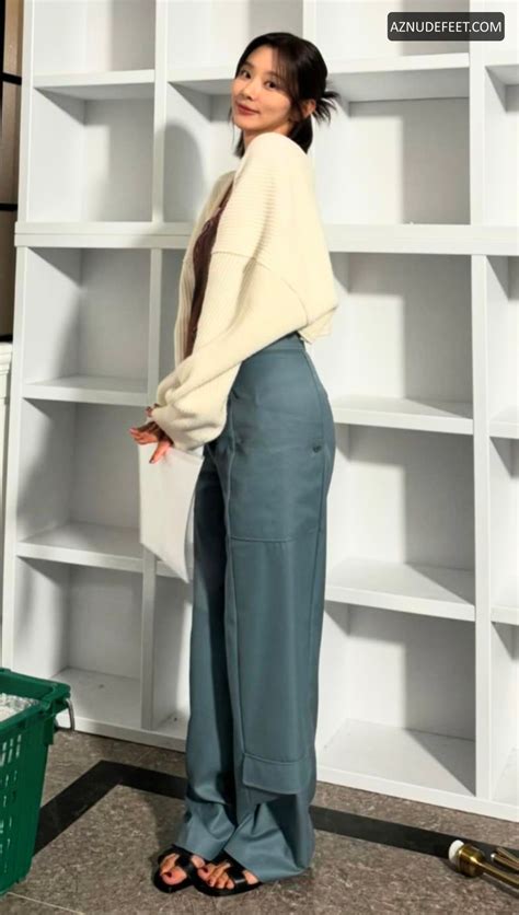 Lee Joo Bin Feet Aznudefeet