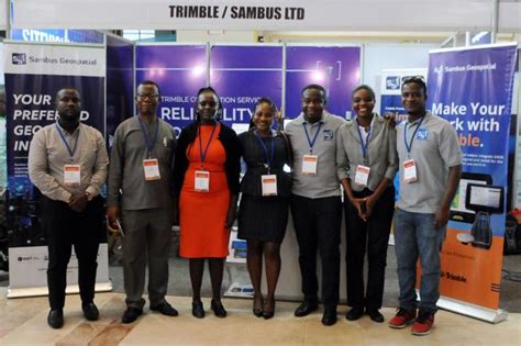 Participants At The Sambus Geospatial Stand Geo Week 2022 1nov2022 Photo Iisd Earth