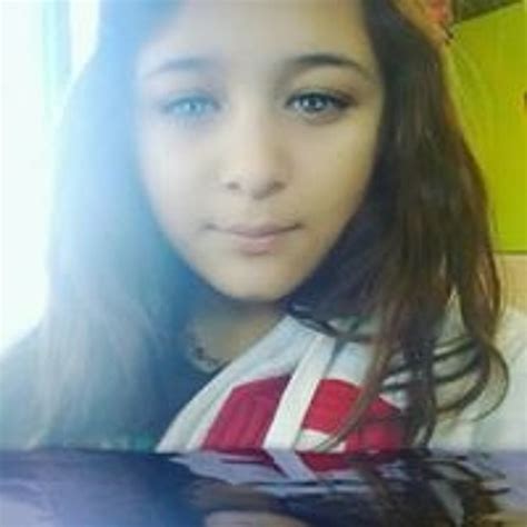 Stream Lesly Rivera Music Listen To Songs Albums Playlists For Free