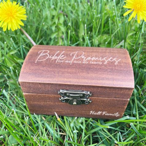 Niv Bible Promise Box Inspirational T Bible Reading Plan Bible