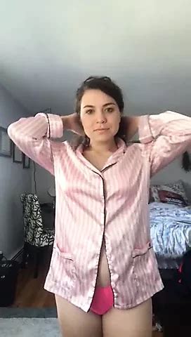 Free Wife Strips Porn Videos Xhamster