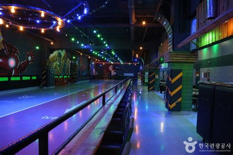 청춘 롤러스케이트 레저스포츠 정보와 주변 관광 명소 및 근처 맛집 여행 정보