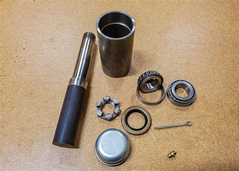 Spare Tire Spindle Trail Forged