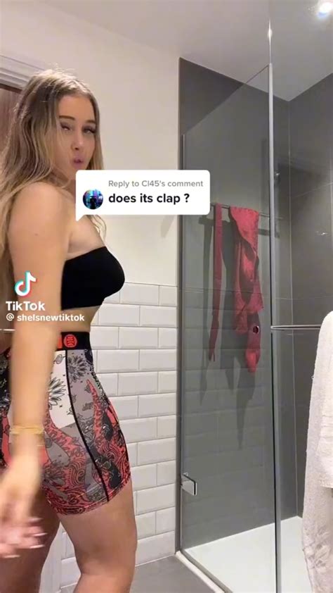 Does it clap? : r/tiktokthots