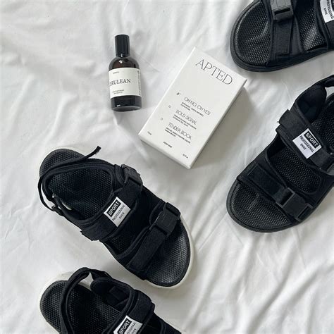 Dbb447 남여공용 벨크로 버클 샌들 커플 남친 여친 스트랩 푹신한 발볼넓은 발편한 가죽 데일리 캐주얼 청바지에어울리는 요즘유행하는 여름 찍찍이 에이블리