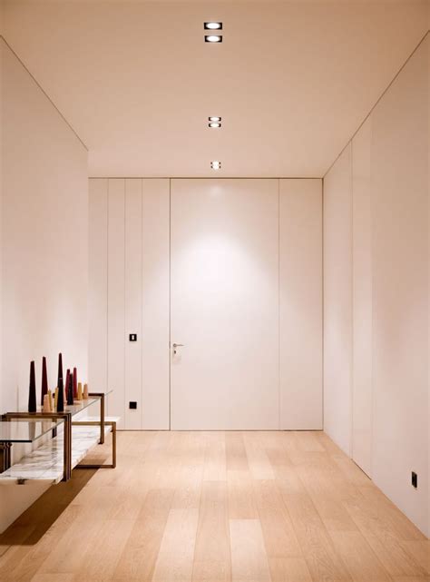 Minigrid In Trimless Hp 射灯 By Delta Light