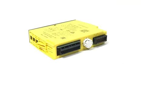 Siemens Plc Module Programmable Logic Controller 6es7136 6aa00 0ca1
