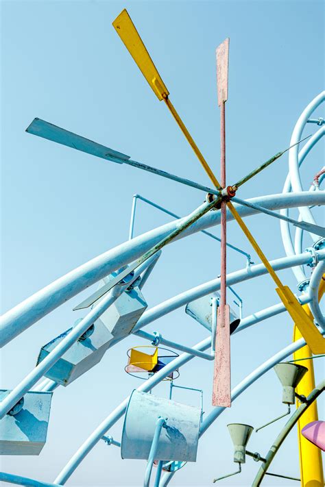 How Can I Rotate Objects In Sims 4