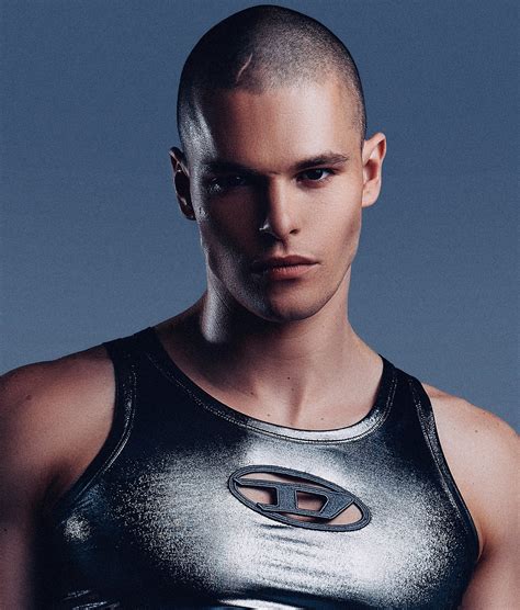 Bartek Raniewicz Metro Models