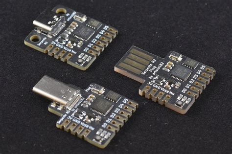 serpente r2 microchip samd21 board features a male usb type c port